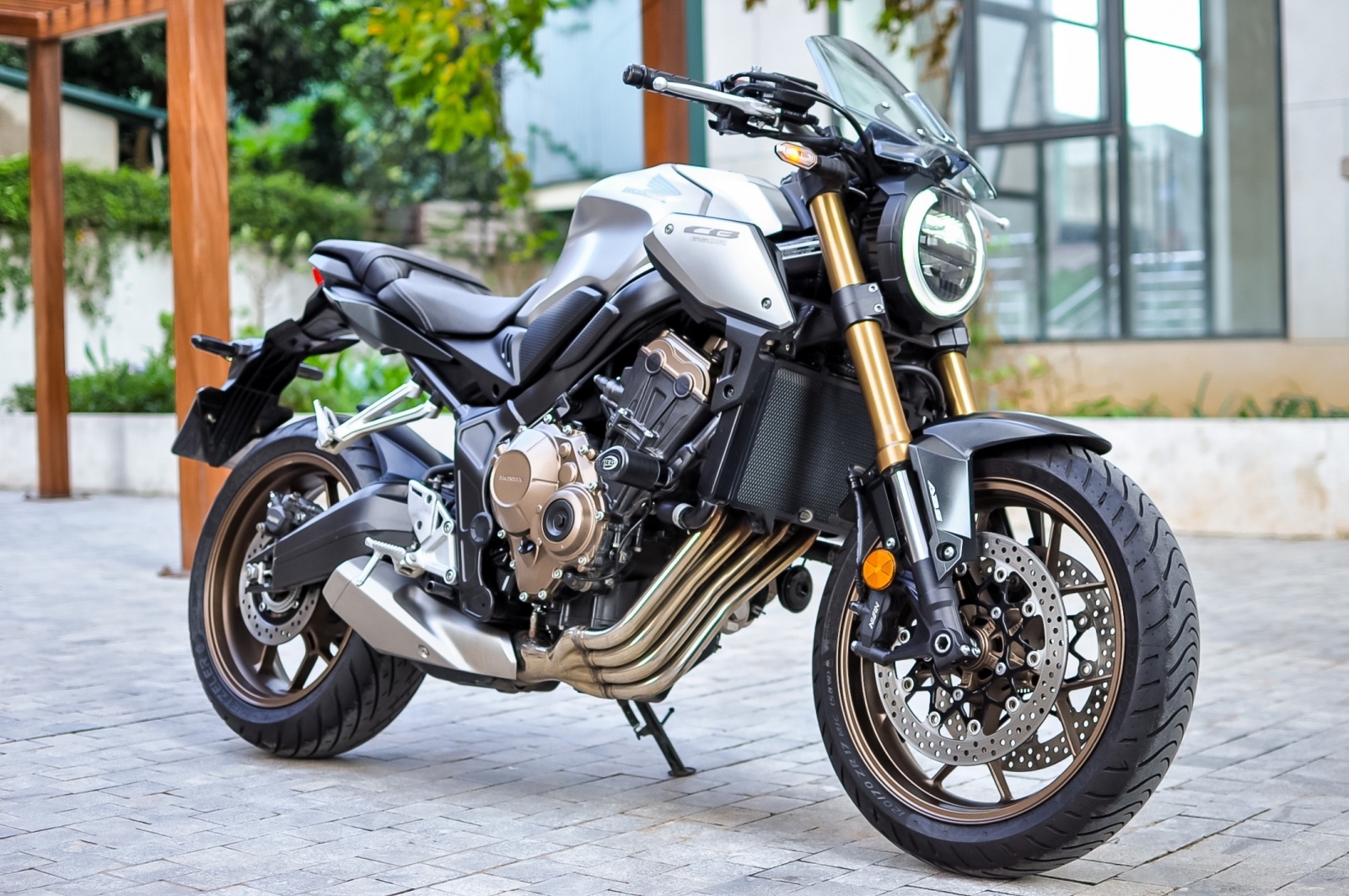 Honda CB650R 2020 Silver