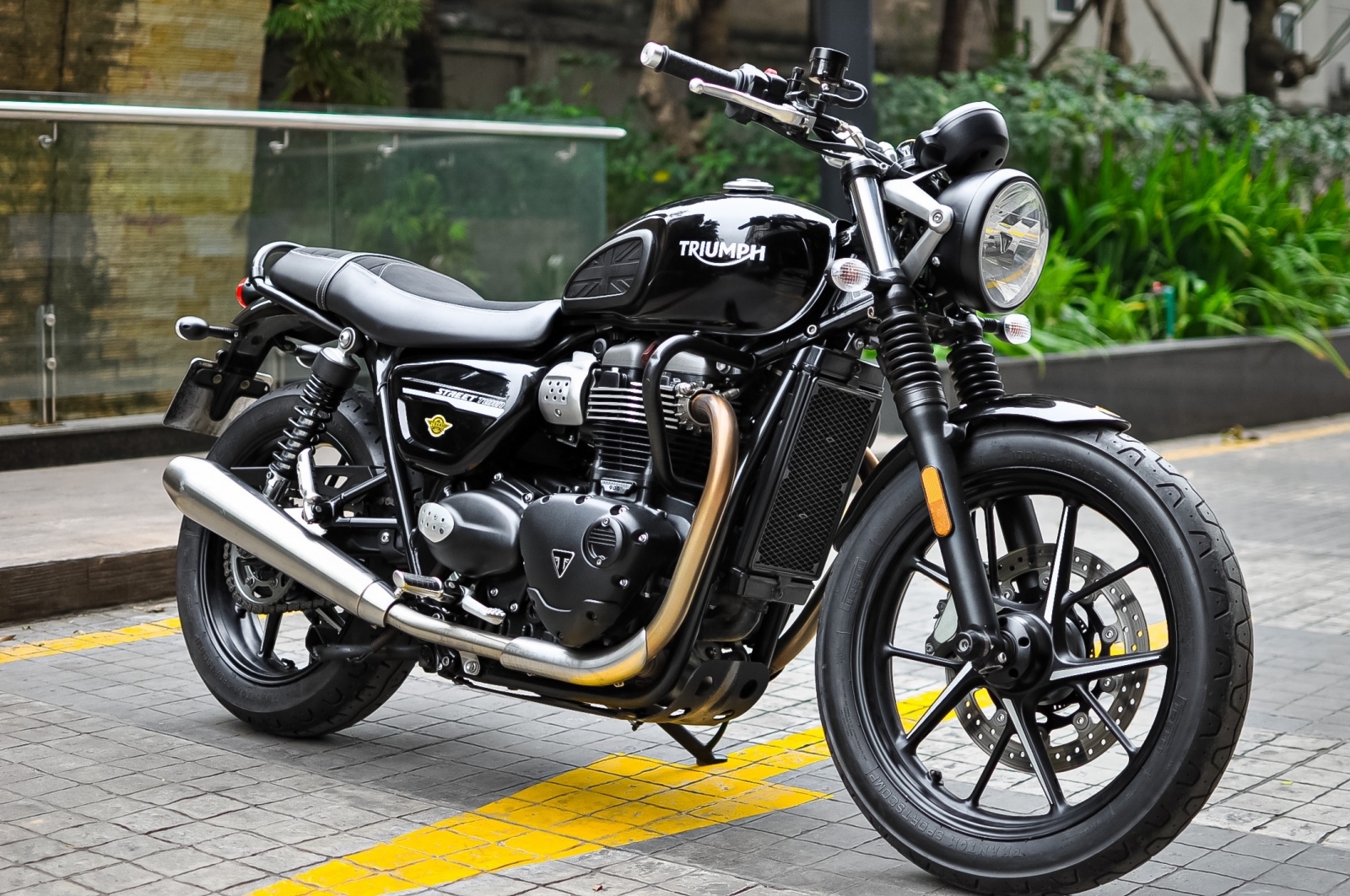 Triumph Street Twin Black 2019